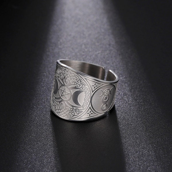 Wiccan Wedding Ring - Etsy