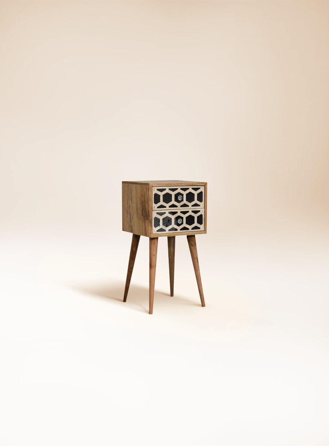 Small Bone Inlay Nightstand in Bedroom White Bone Inlay Bedside Table ...