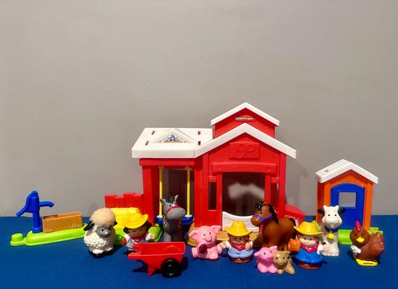 Little People Farm Fisher-Price Little People Friendly Horses Stable ...