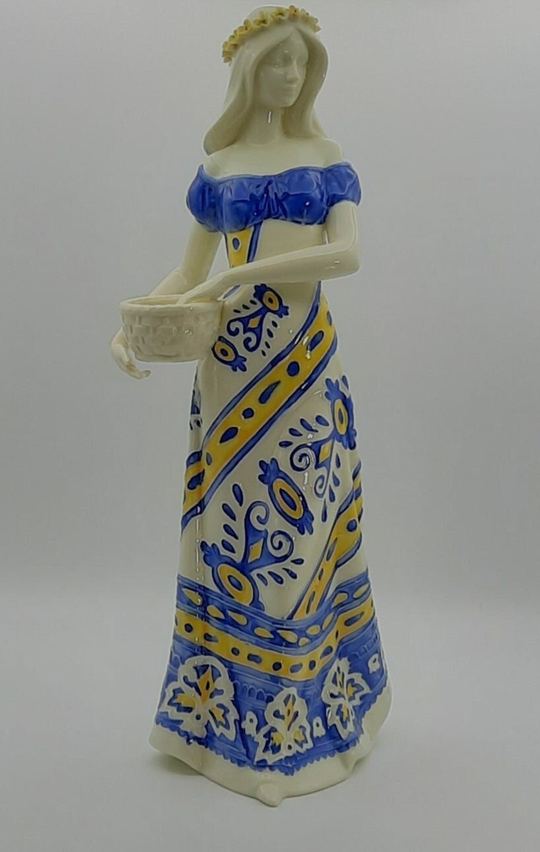 Benaya by Innovation Porcelain Figurine Lady Provence - Etsy