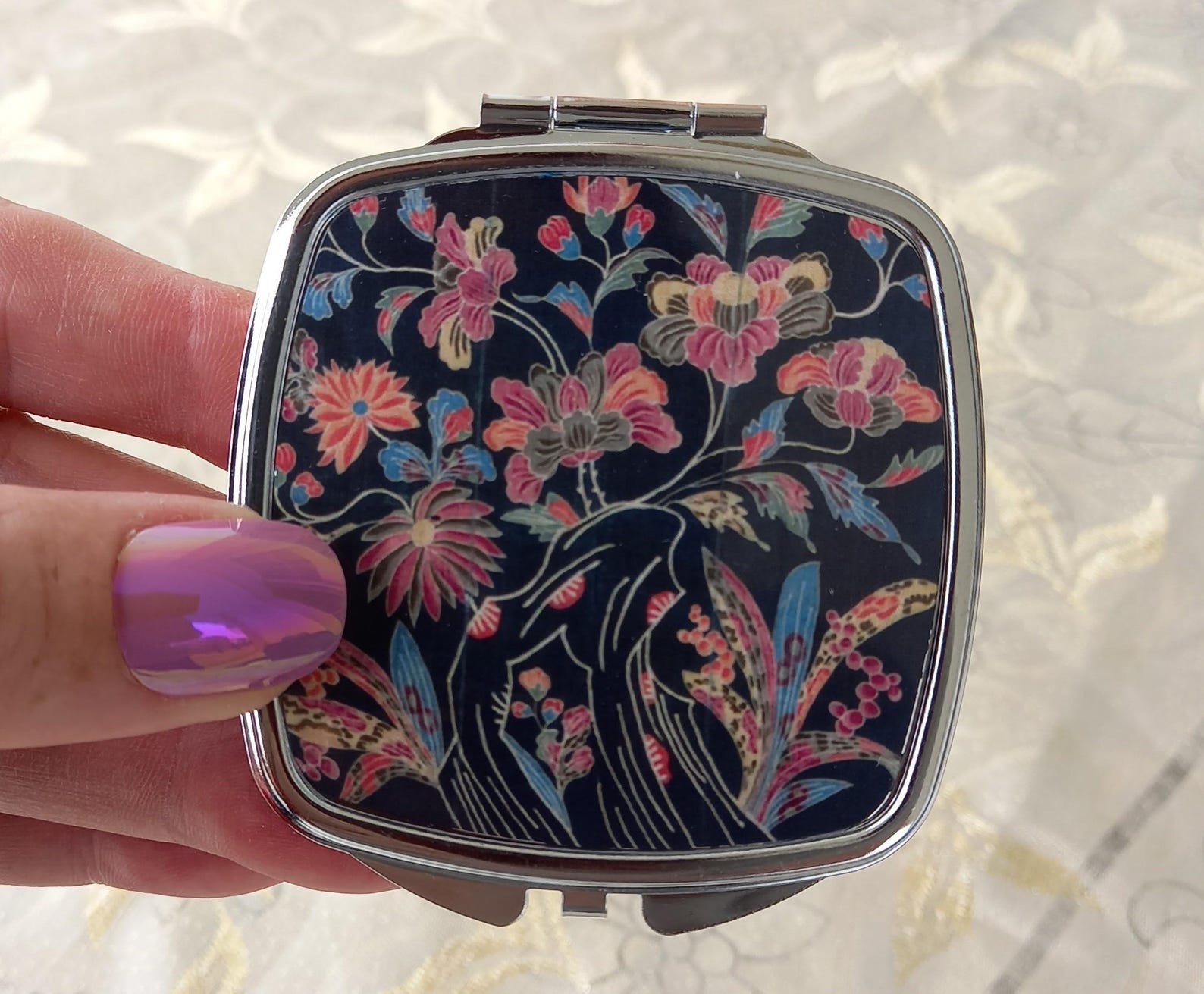 Floral Compact Mirror, Vintage Japanese Art Design. Makeup Purse Mirror ...