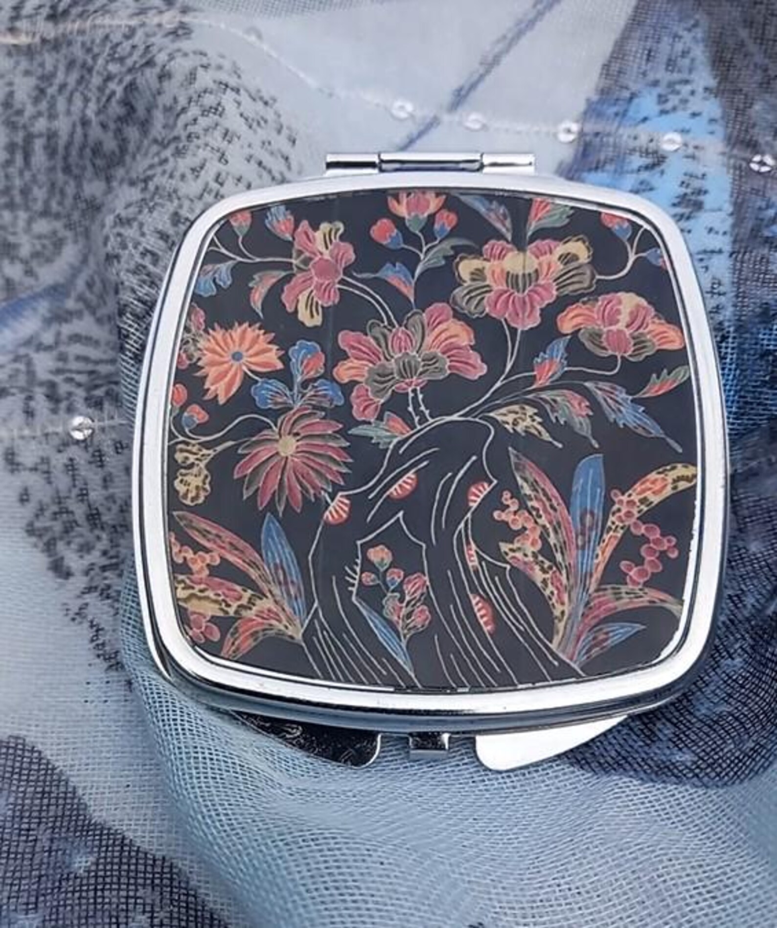 Japanese Art Vintage Compact Mirror, Floral Print, Past Times Pocket ...