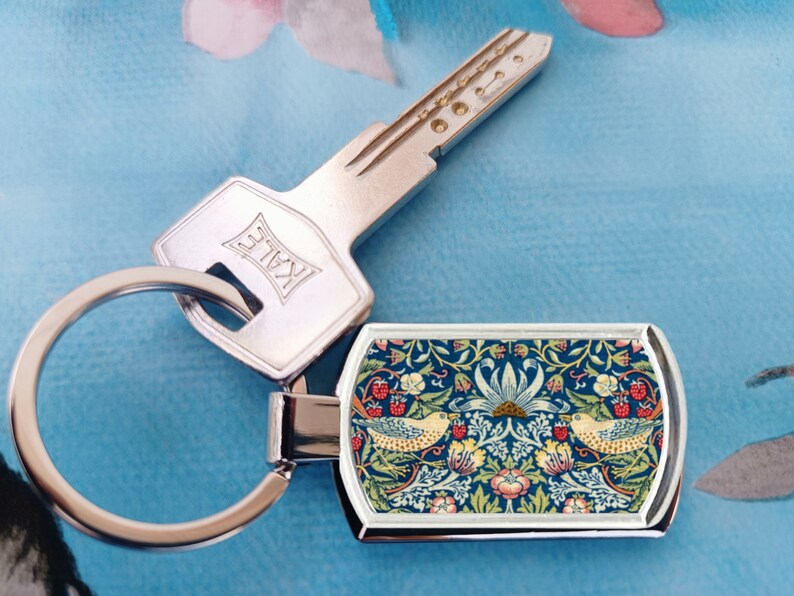 William Morris Strawberry Thief Keyring for Women, Vintage Keychain ...