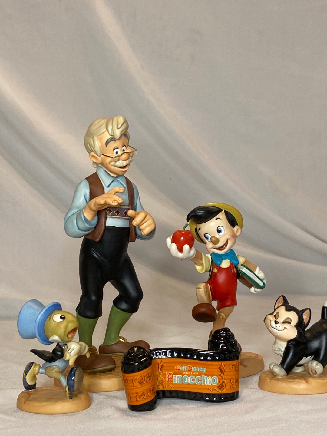 Walt Disney Classic Collection Pinocchio 5 Piece Set - Etsy