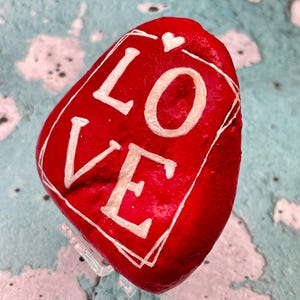 Red Love Stone With Picture Frame Design, Inspirational Decor, Unique ...