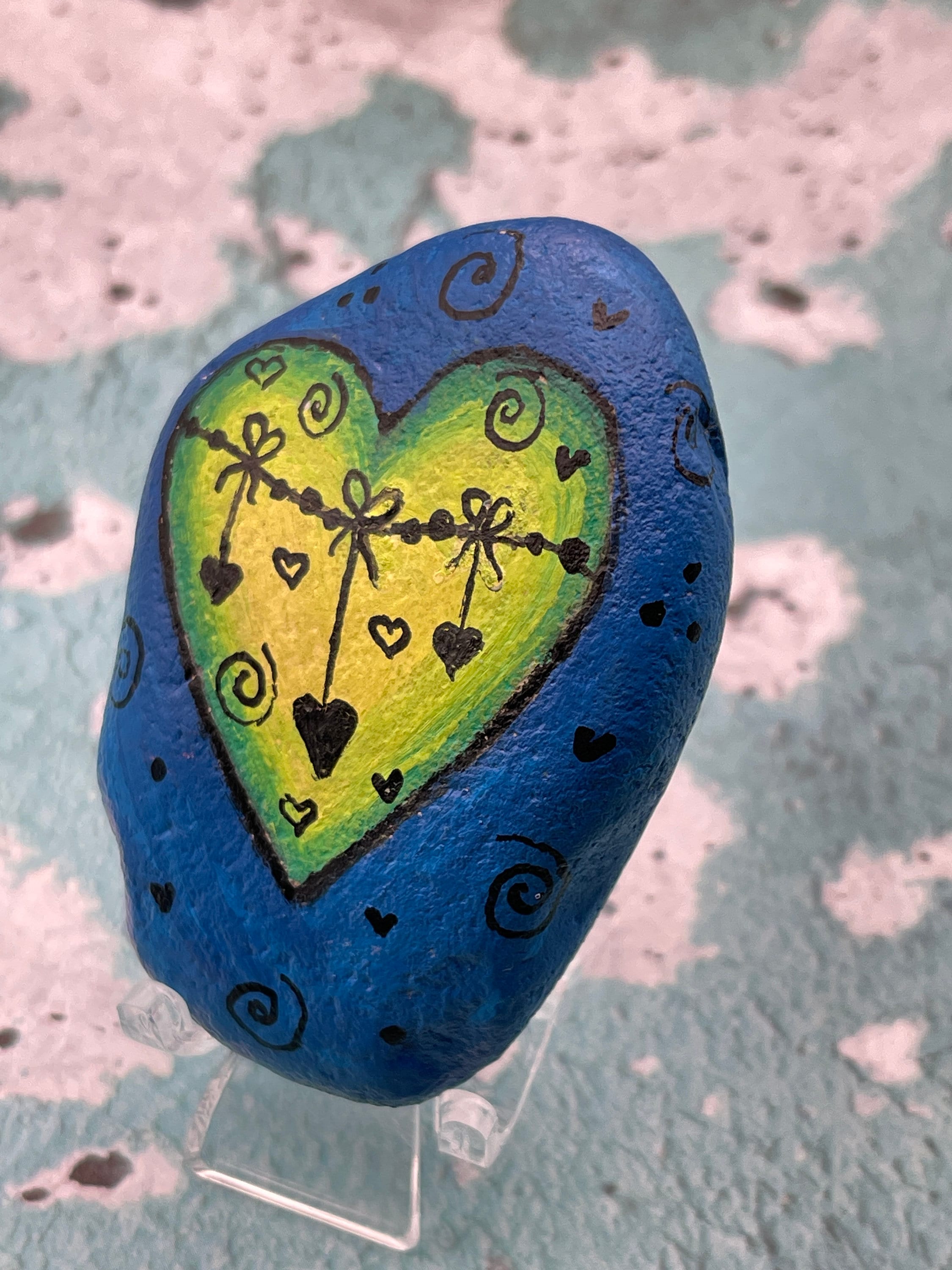 Decorative Heart, Dangle Art, Valentine Gift, Painted Rock, Stone ...