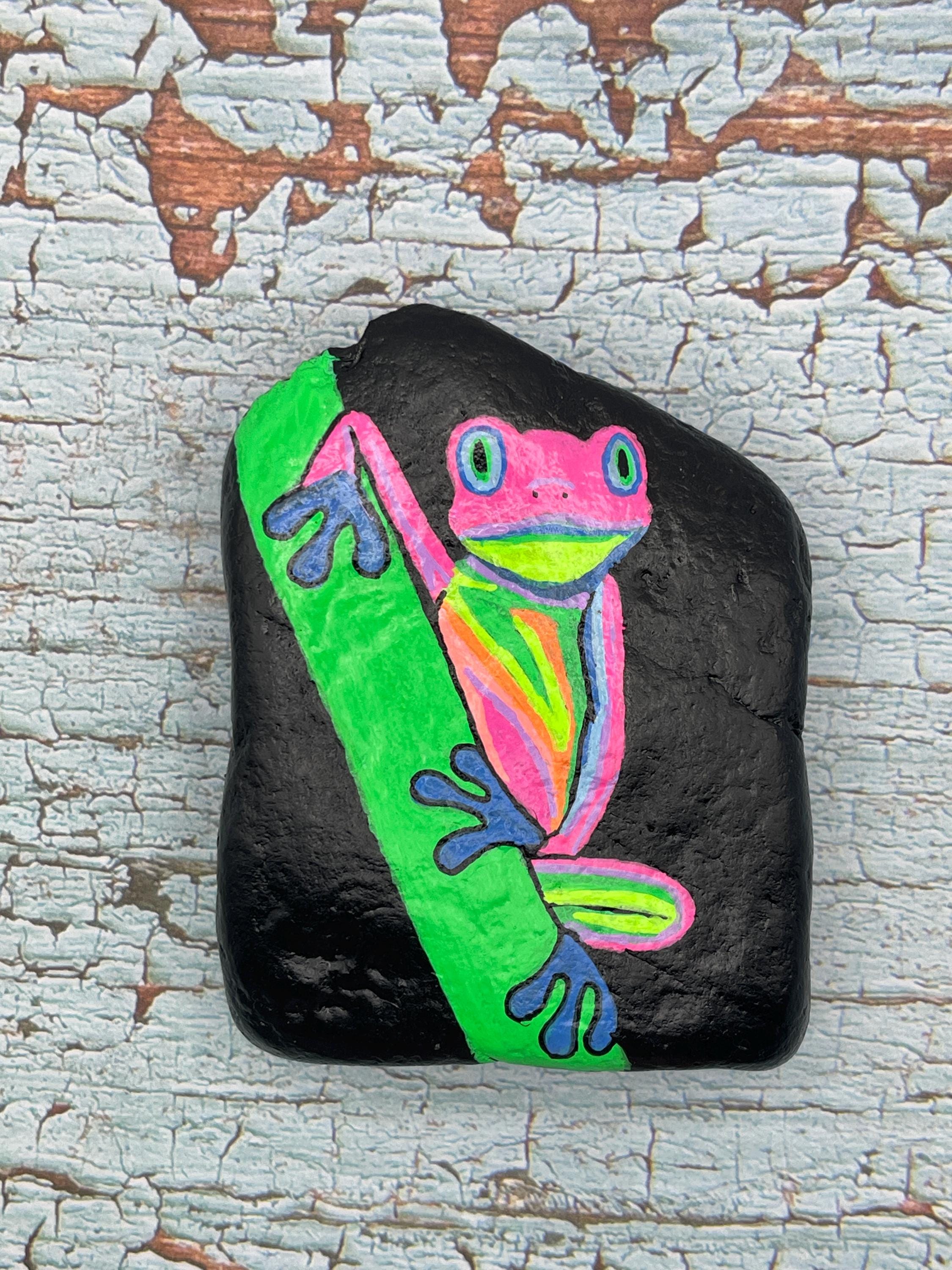 Neon Tree Frog, UV Black Light Painted Rock, Stone Painting - Etsy