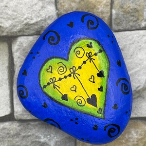 Decorative Heart, Dangle Art, Valentine Gift, Painted Rock, Stone ...