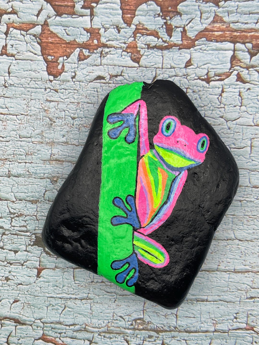 Neon Tree Frog, UV Black Light Painted Rock, Stone Painting - Etsy