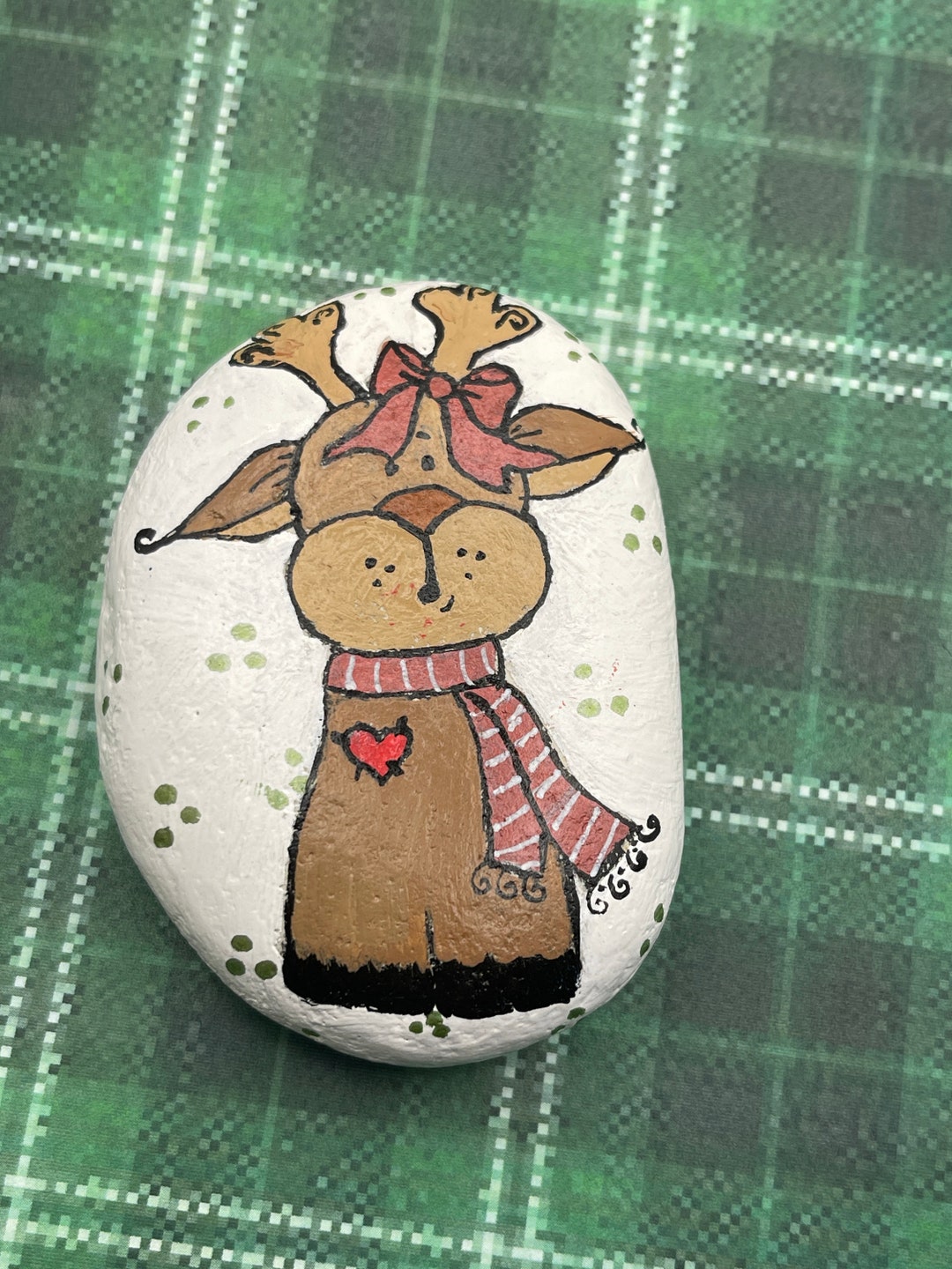 Christmas Reindeer With Bow and Scarf, Painted Rock, Holiday Winter ...