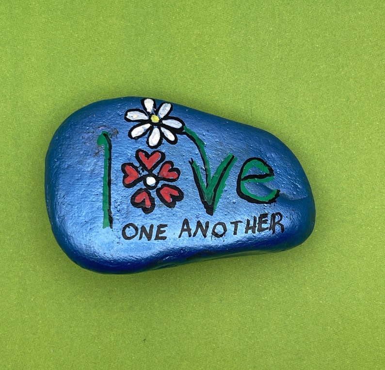 Love One Another With Flowers and Hearts, John 13:34, Bible Scripture ...