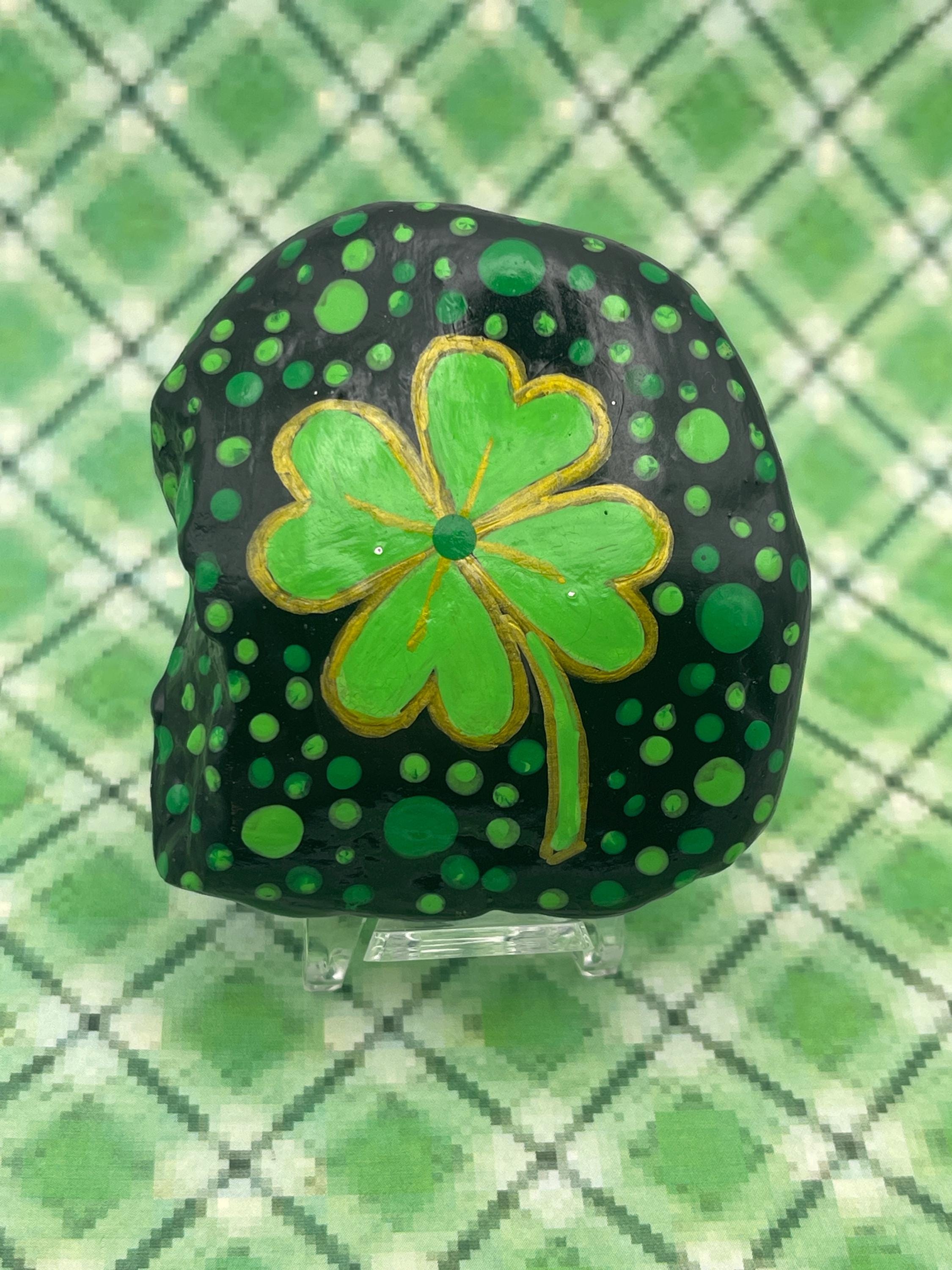 Lucky Shamrock, St. Patrick's Day Decor, Painted Rock, Stone Painting ...