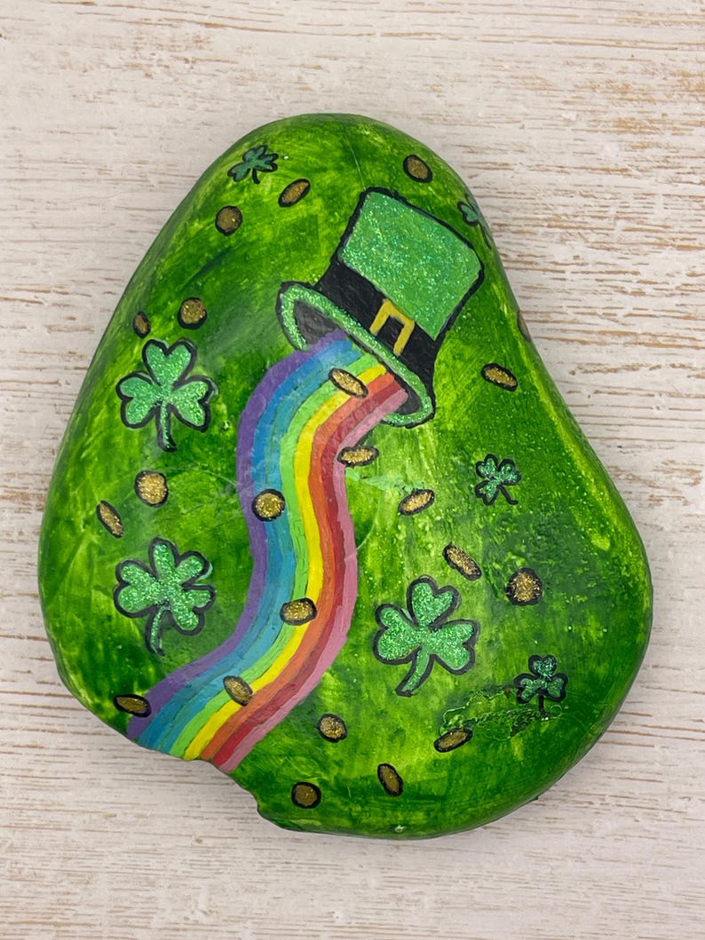 Lucky Leprechaun Hat With Rainbow and Sparkling Shamrocks and Gold ...