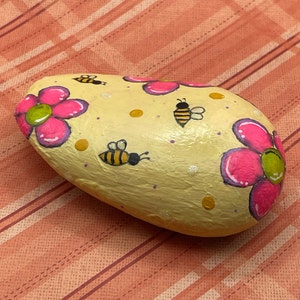 Bumble Bees With Neon Pink Flowers, Bee Summer Fun, Painted Rock ...