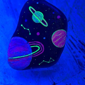 Fluorescent Planets Solar System, Black Light Painted Rock, Trippy Art ...