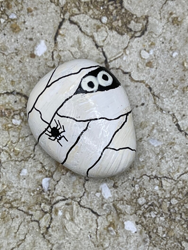 Mummy Painted Rock With Glow in the Dark Eyes and Dangling Spider, Hand ...