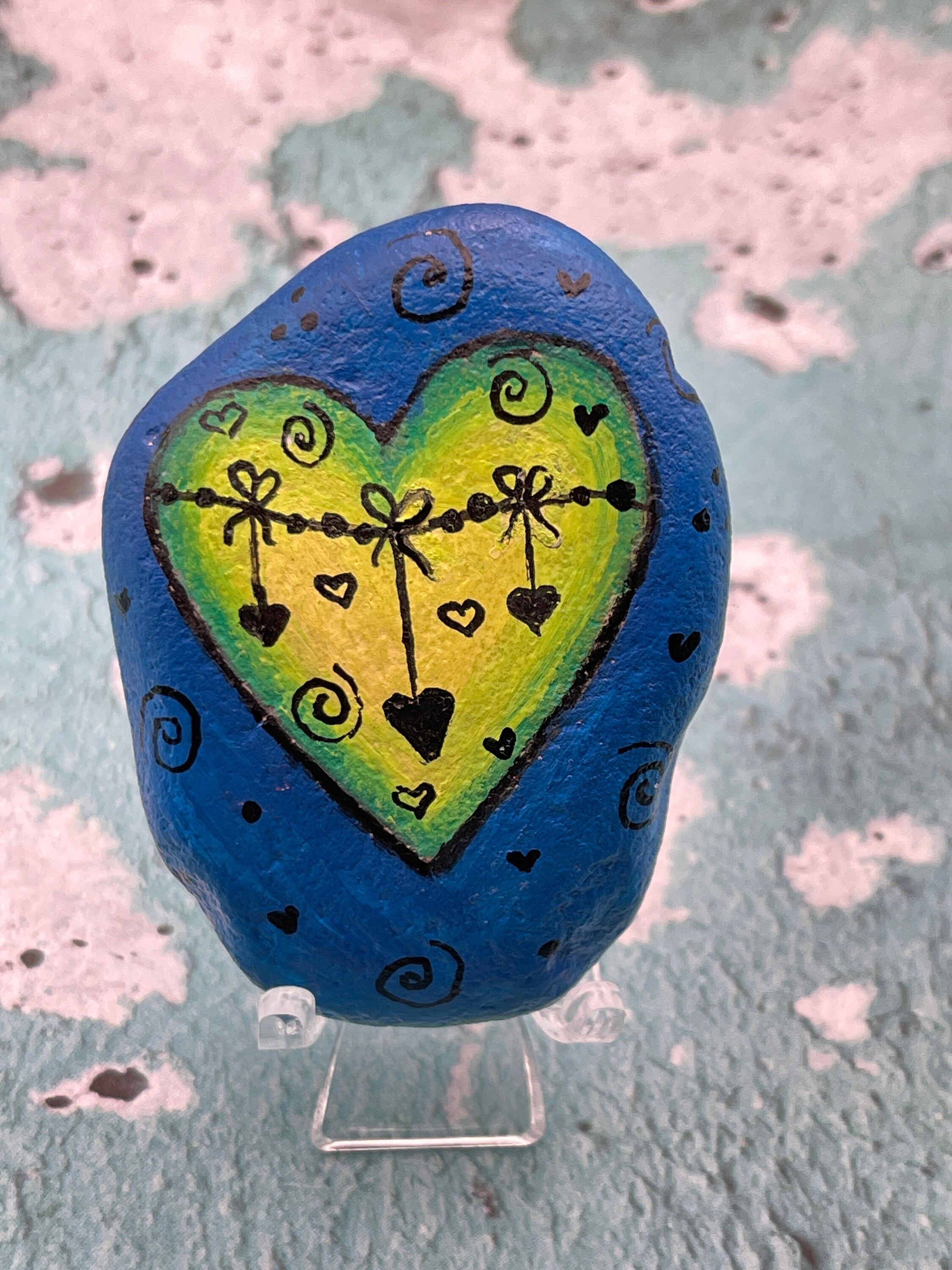 Decorative Heart, Dangle Art, Valentine Gift, Painted Rock, Stone ...