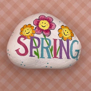Spring Rock With Smiley Flowers, Garden Stone Decor, Hand Painted Rock ...