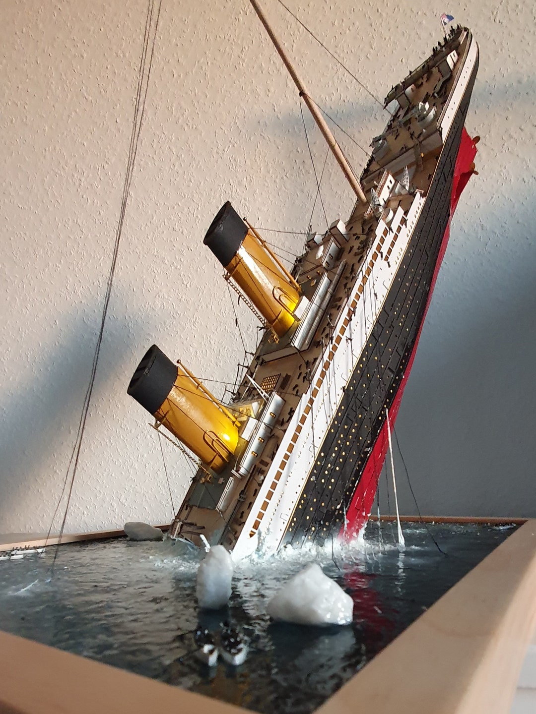 Handmade Titanic Model in Frame With Illumination Historical - Etsy UK