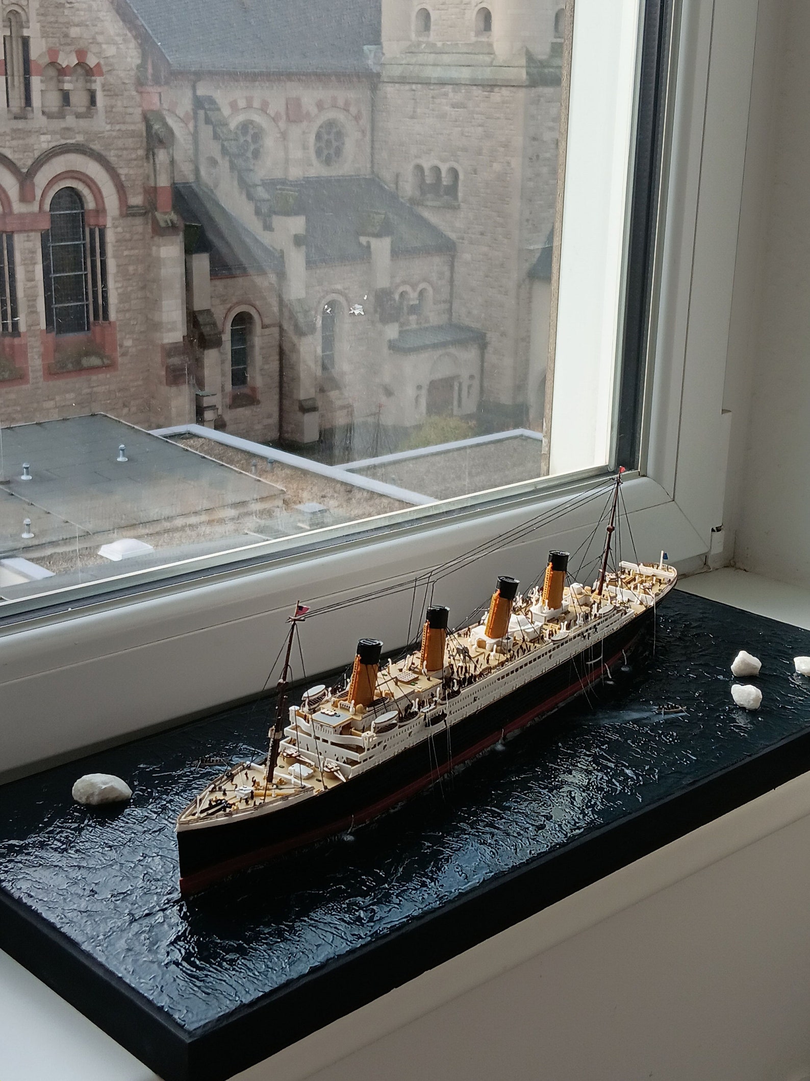 Handcrafted Titanic Model Icy Waters Diorama - Etsy