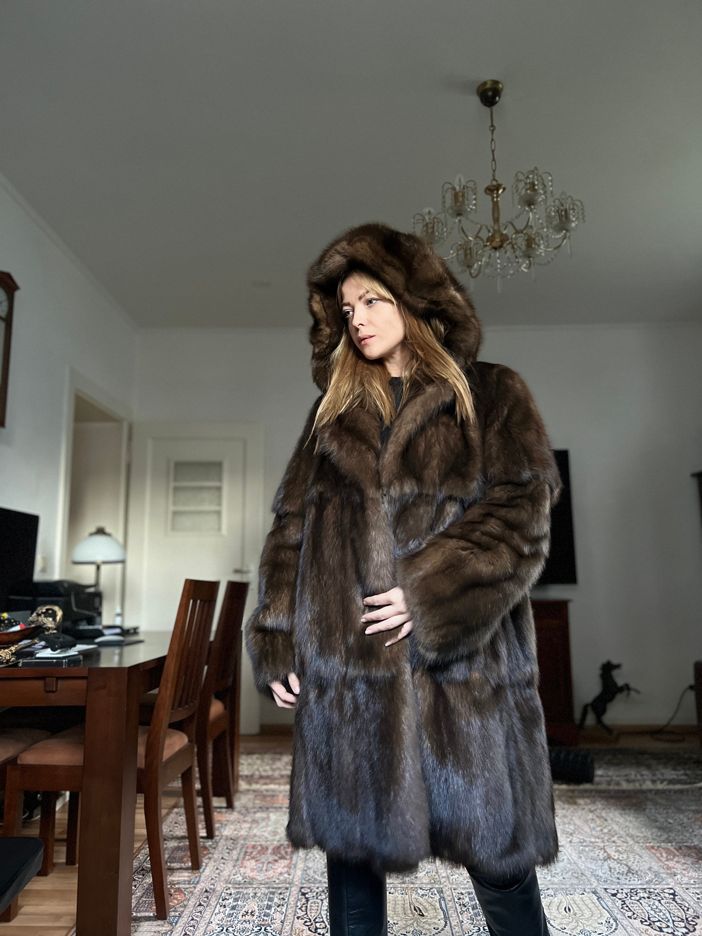 Pelzmantel Barguzin Zobel Zibbellino Russischer Zobel Sable fur coat ...