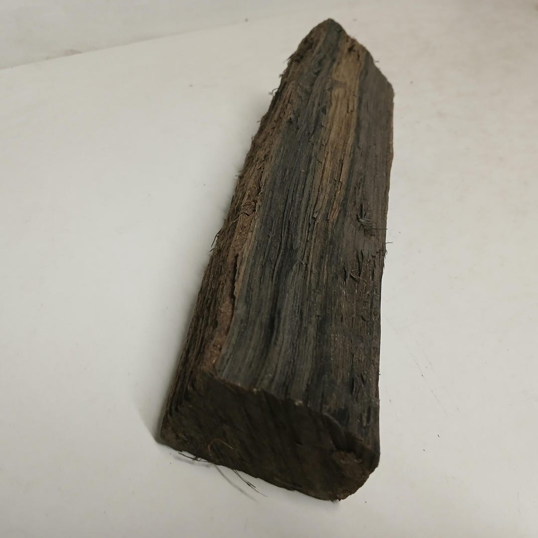 Piece of Irish Bog Oak Wood 3'' X 2'' X 11'' 75mm X 50mm X 275mm ...