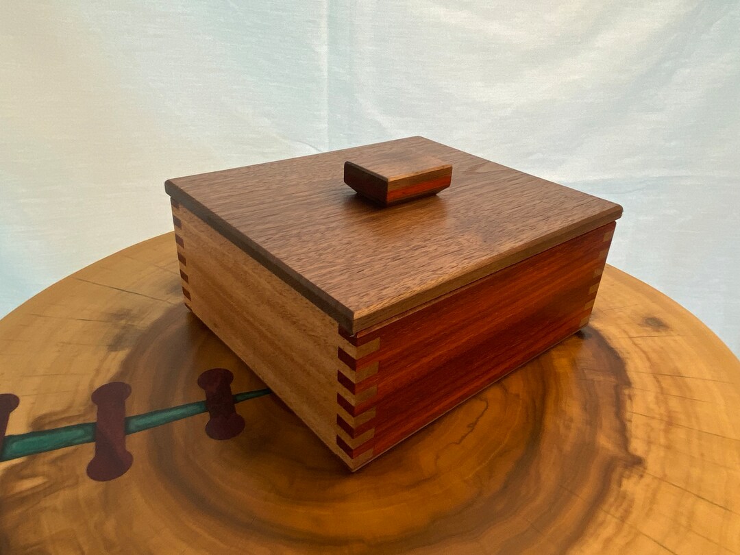 Wood Box / Wooden Box With Lid / Hand Crafted / Keepsake Box / Mahogany ...