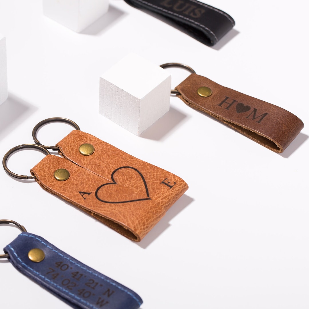 Custom Couple Keychain, Leather Personalized Gift, Valentine's Day ...