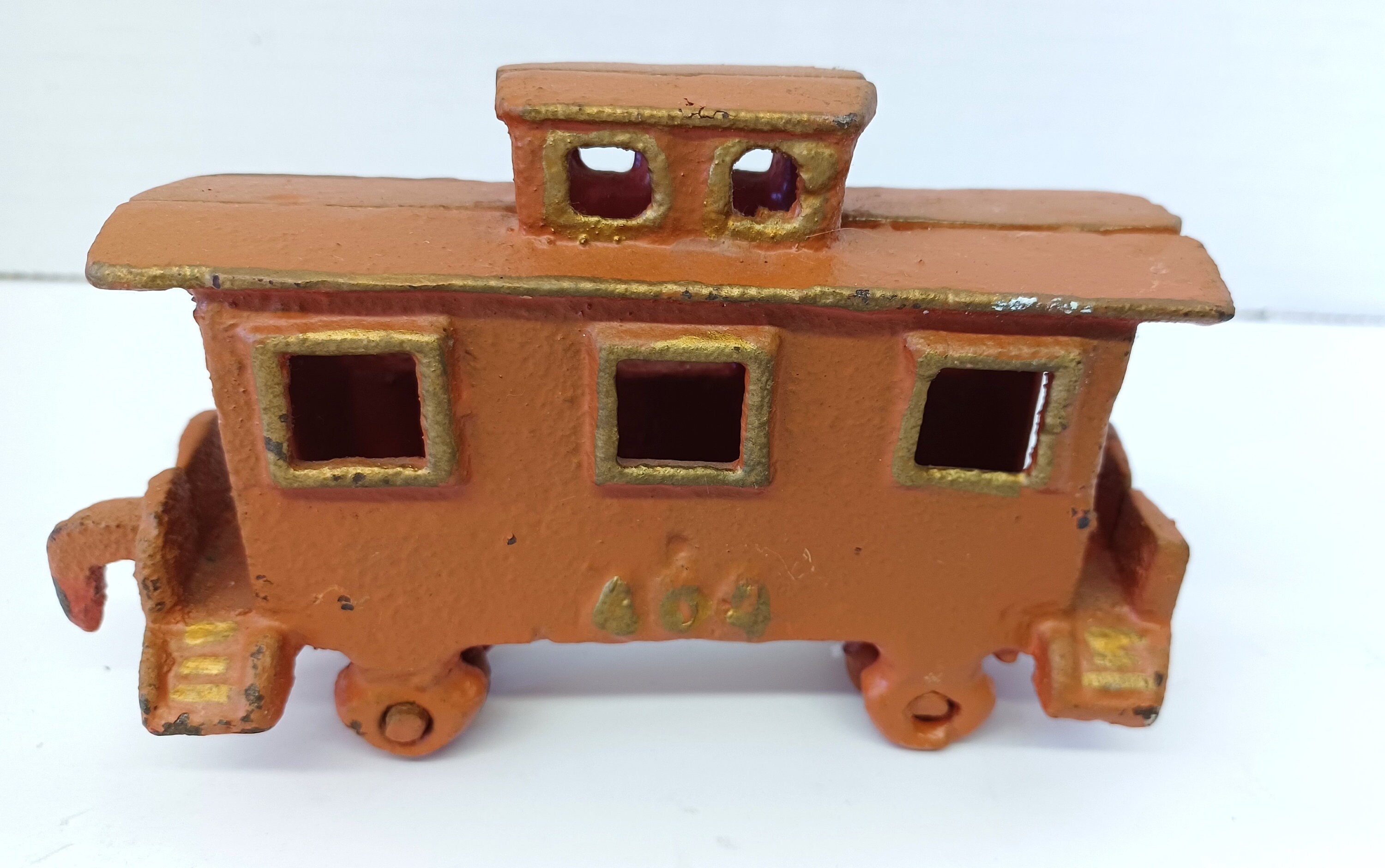 Vintage Cast Iron Toy Train 40 Engine & Coal Car, 403 Passenger Car ...