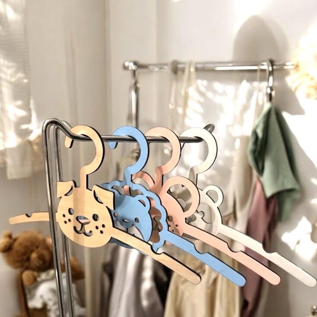 Set of Wooden Animal Hangers – Baby & Kids Clothes Hangers | Nursery ...