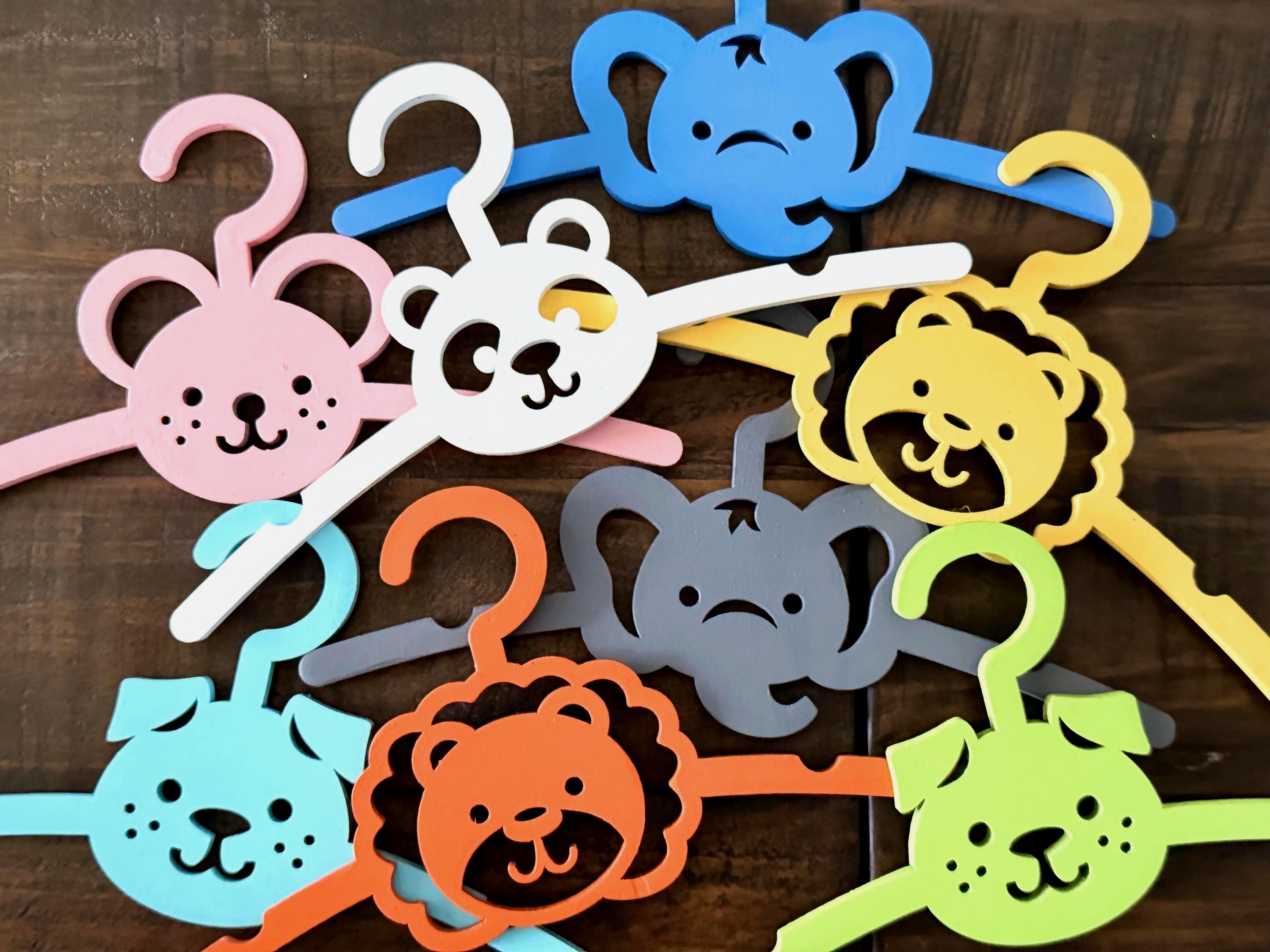 Set of Wooden Animal Hangers Baby & Kids Clothes Nursery Closet ...