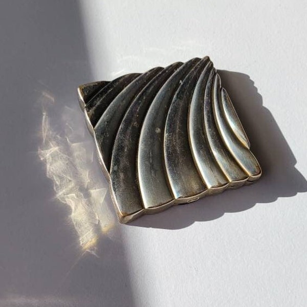 40s Volupte Compact - Etsy