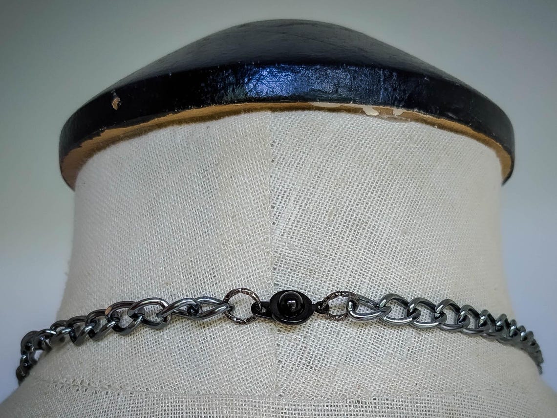 Handmade Las Vegas Raiders Inspired Beaded Necklace NFL AFC American ...