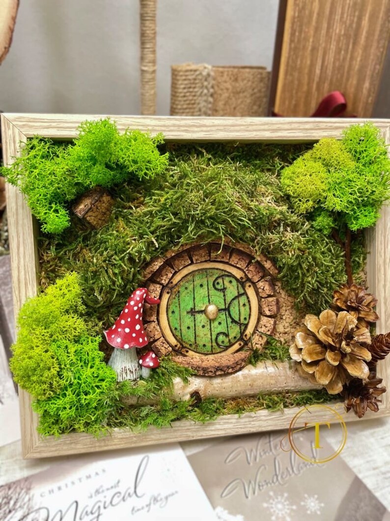 Hobbit House Preserved Moss Art, Hobbit Door Woodland House, Bilbo ...