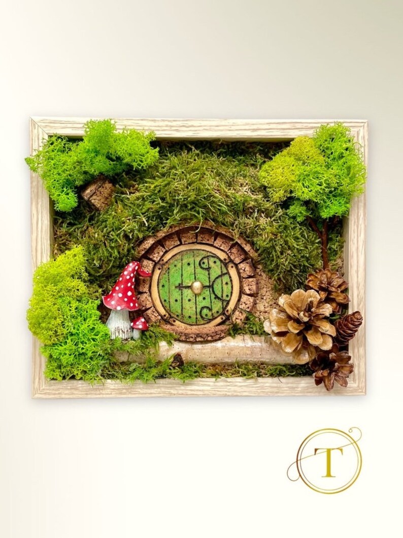 Hobbit House Preserved Moss Art, Hobbit Door Woodland House, Bilbo ...