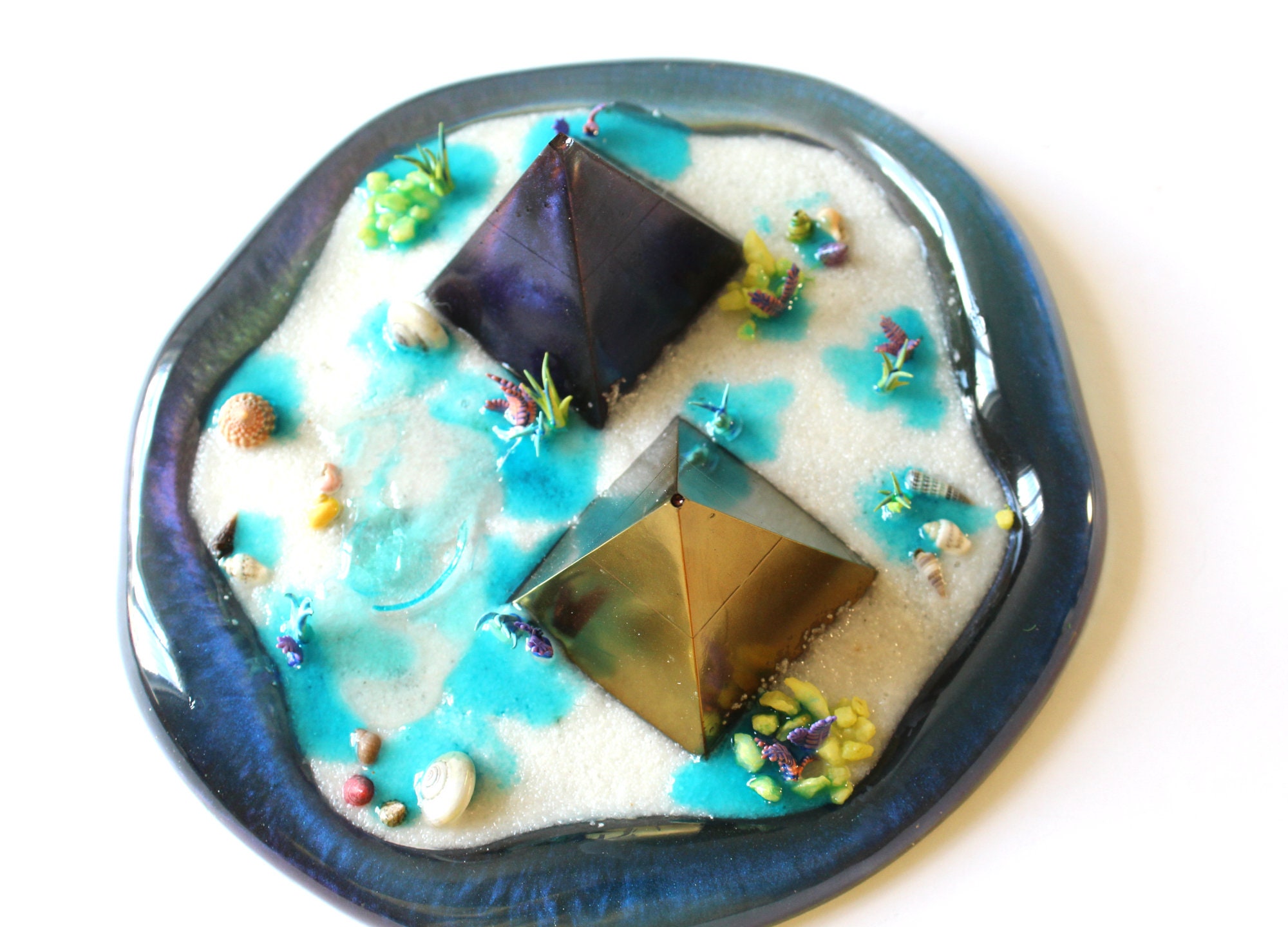 Atlantis Pyramid Desktop Diorama - Etsy