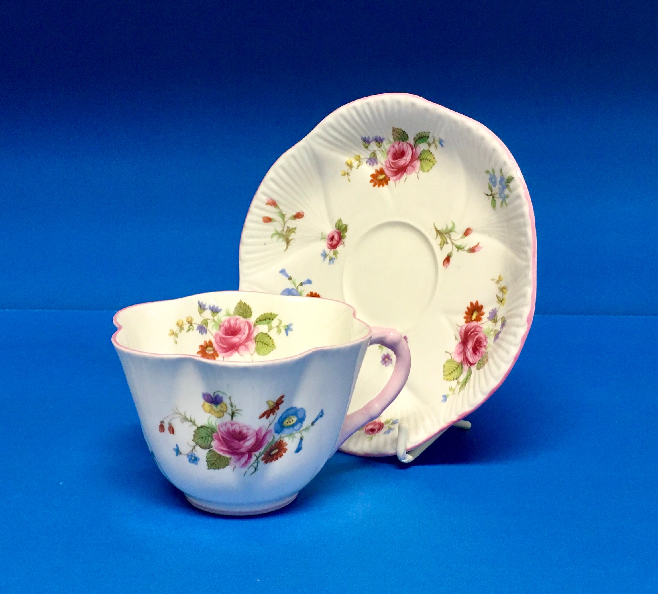 Shelley China Rose & Red Daisy Cup and Saucer - Etsy