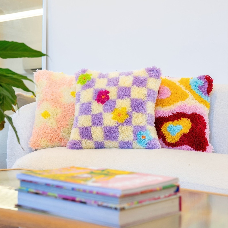 PSYCHEDELIA Latch Hook Cushion Kit - Etsy