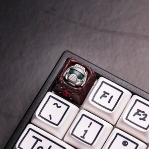 Doom Gaming Keycap, Doom.guy Keycap, Doom Helmet, Artisan Doom.guy ...