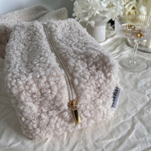 Teddy Makeup Bag Travel Pouch, Makeup Organizer, Skincare Bag, Toiletry ...