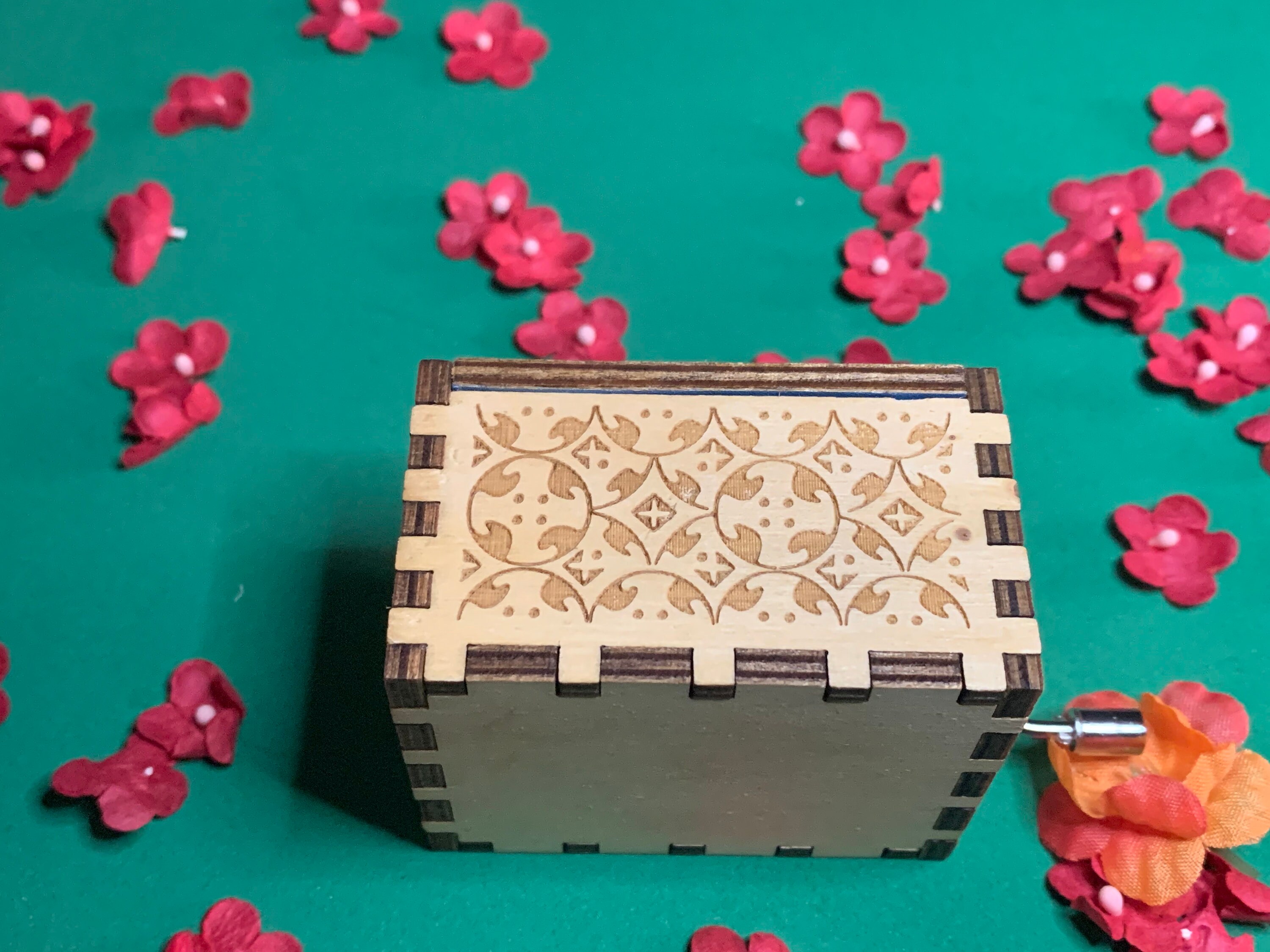 Howl's Moving Castle Music Box Great Gift for Friends, Family, and ...