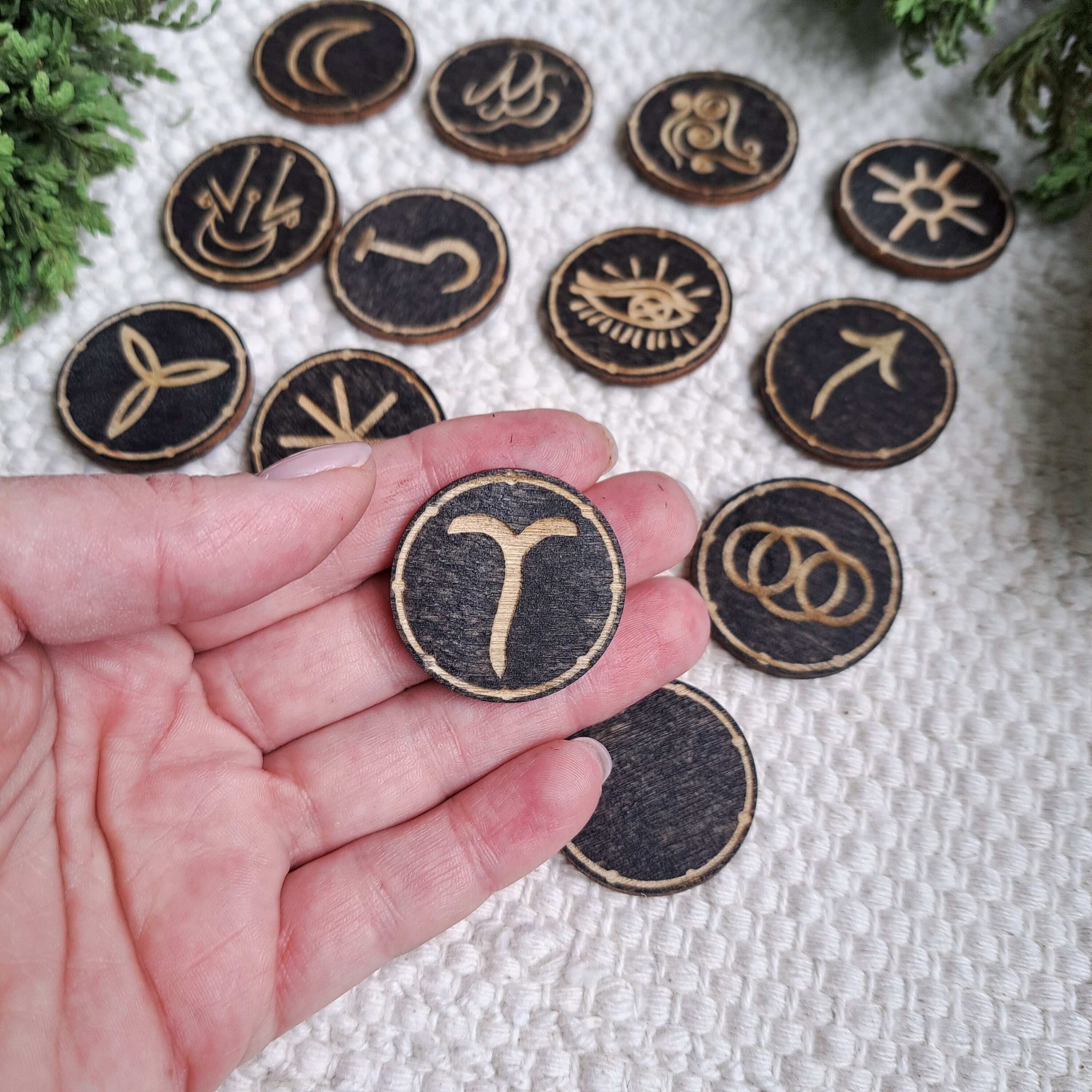 Runes Set 13 Witches Runes Witchcraft Wooden Runes Divination Tools ...
