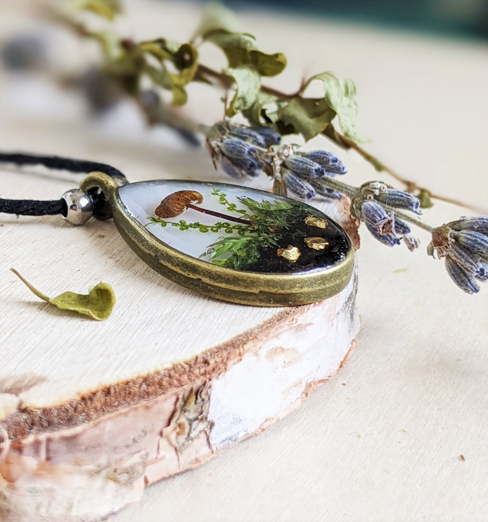 Real Mushroom Teardrop Nature Necklace / Terrarium Resin - Etsy