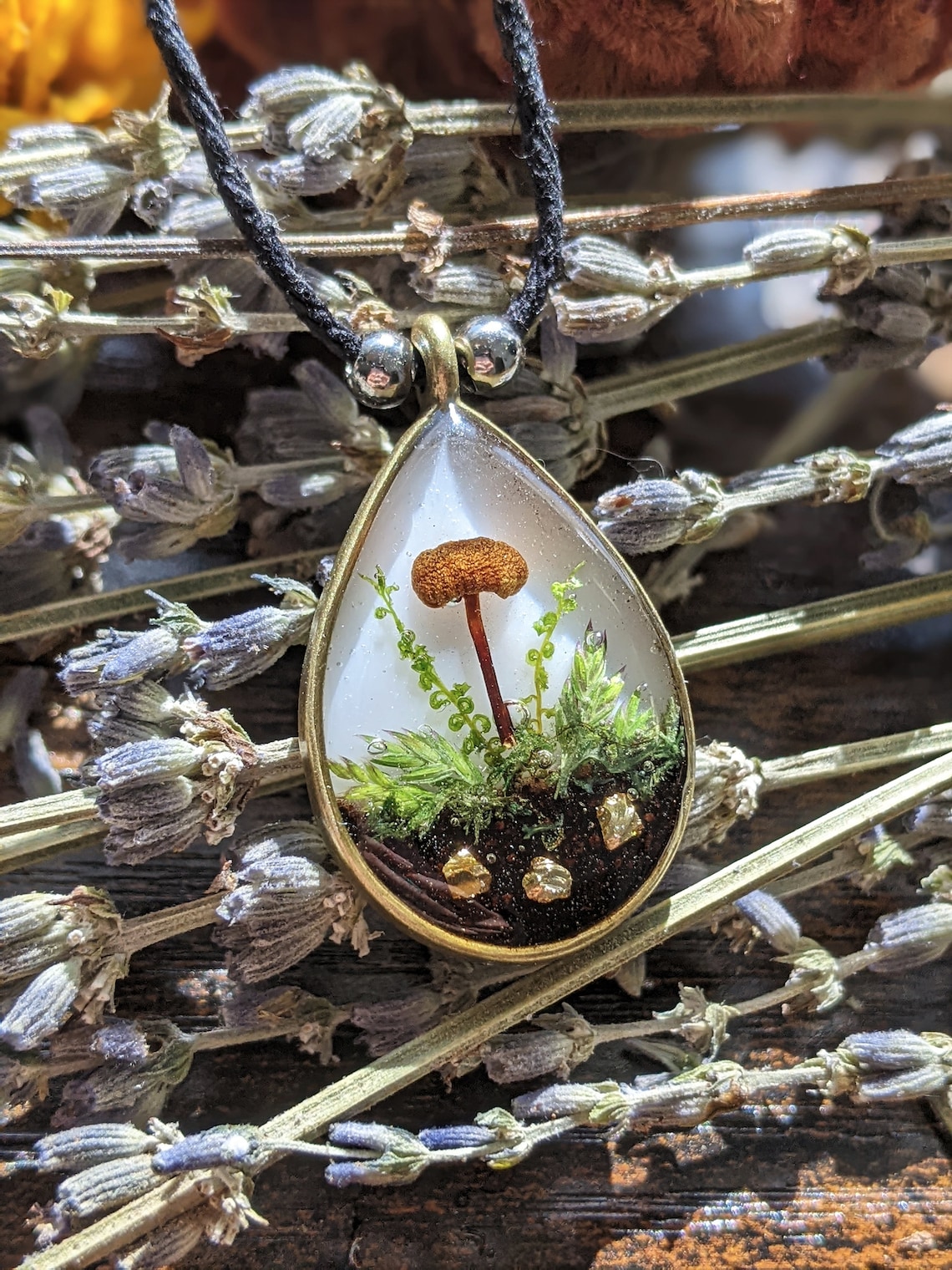 Real Mushroom Teardrop Nature Necklace / Terrarium Resin - Etsy