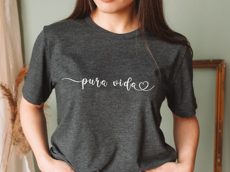 Pura Vida Shirt Cursive Font Minimalist T-shirt Gift for - Etsy