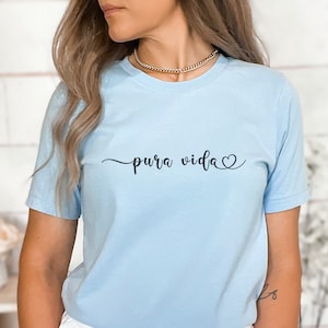 Pura Vida Shirt Cursive Font Minimalist T-shirt Gift for Tica Costa ...