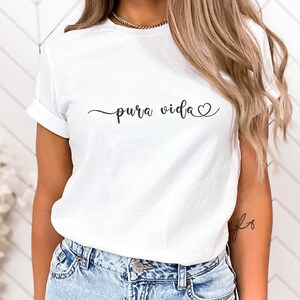 Pura Vida Shirt • Cursive Font • Minimalist T-shirt • Gift for Tica ...