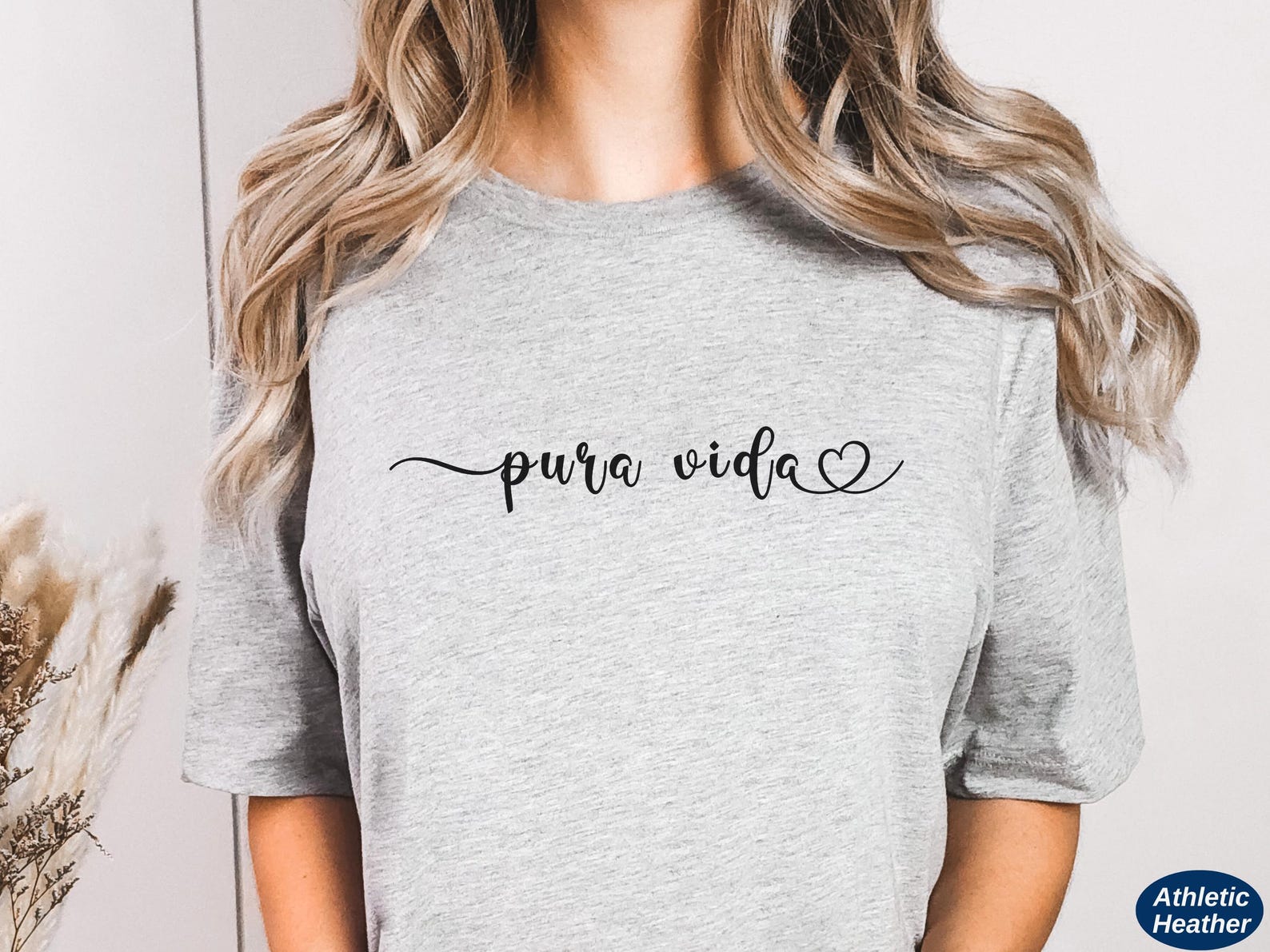 Pura Vida Shirt • Cursive Font • Minimalist T-shirt • Gift for Tica ...