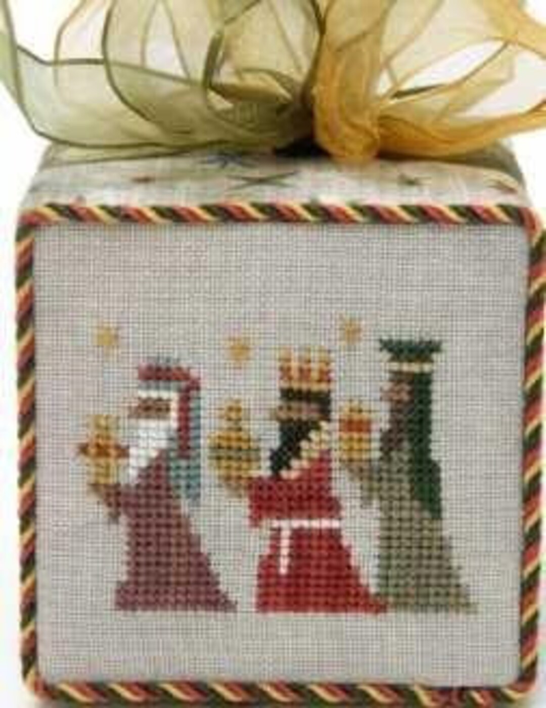 Nativity Frill - Heart in Hand - Etsy