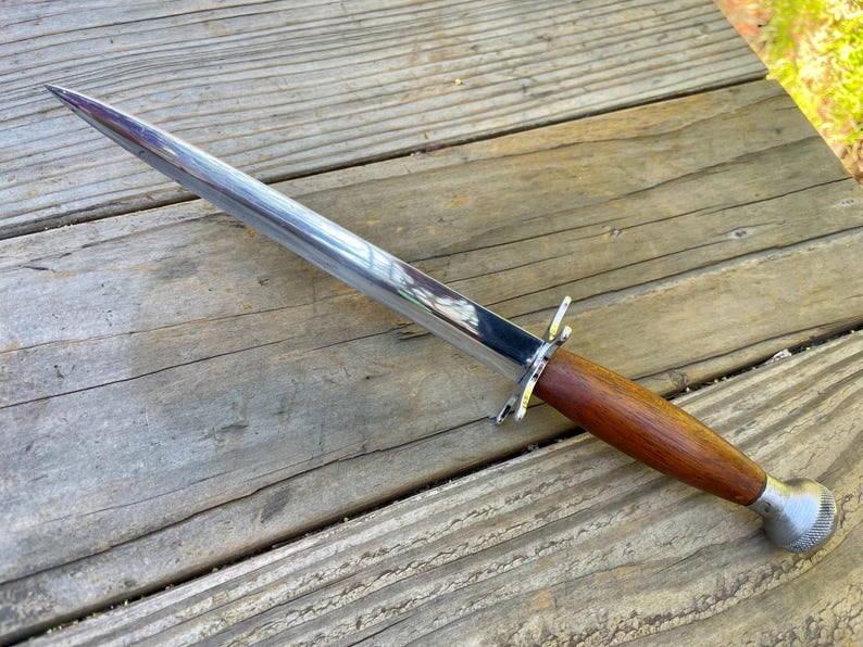 Stiletto Dagger - Etsy